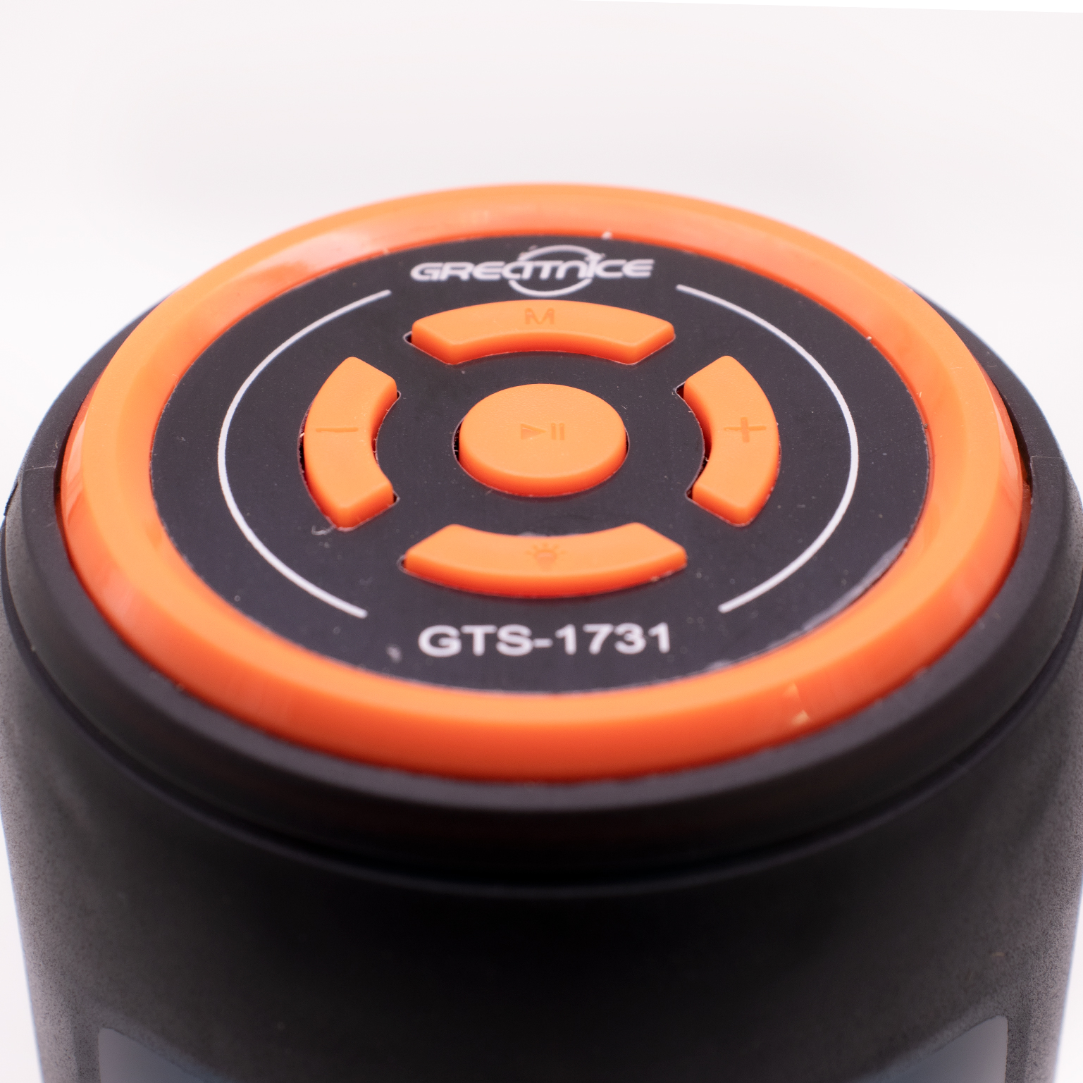 PARLANTE PORTATIL GTS-1731 2″ BT TF FM RGB (JTPAR986) – Jtech